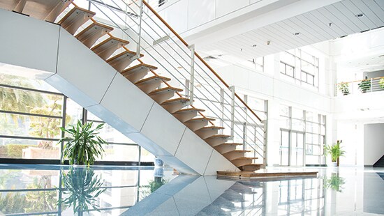 Commercial Building Cleaning Solutions | Market | Ecolab